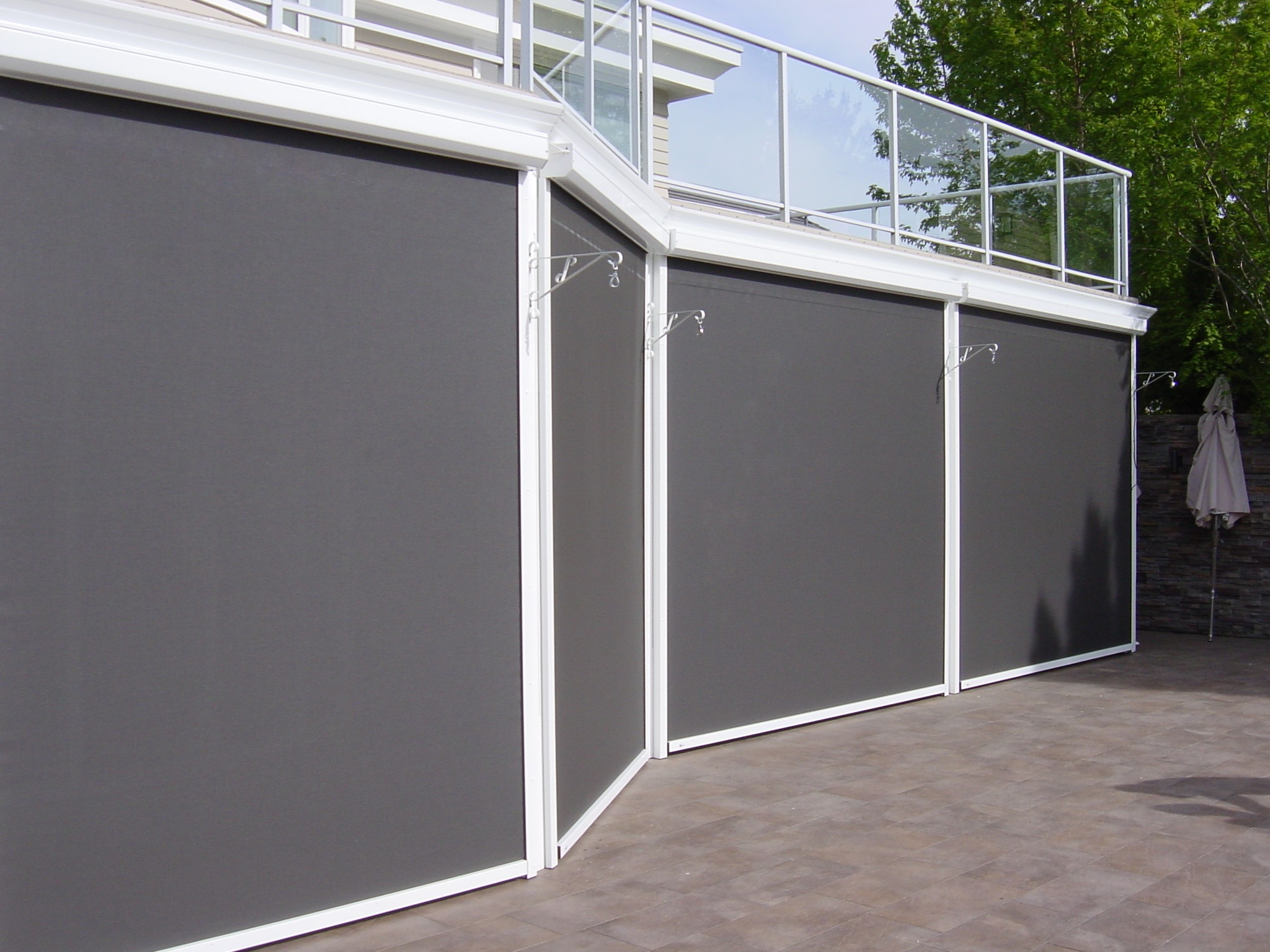 Roll Screen Photo Gallery | Artistic Awnings & Screens